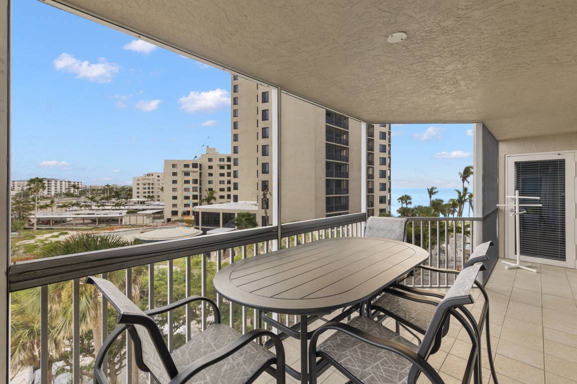 158 M² Condo ∙ 3 Bedrooms ∙ 6 Guests - Fort Myers Beach, FL