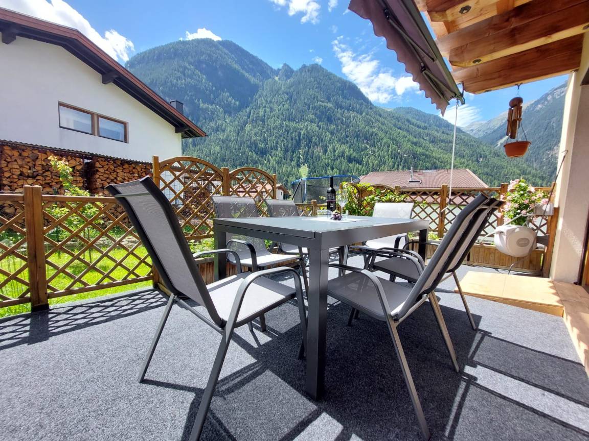120 M² Ferienwohnung ∙ 2 Schlafzimmer ∙ 8 Gäste - Kühtai