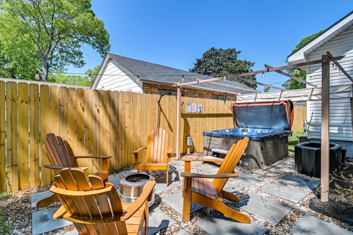 110 M² House ∙ 2 Bedrooms ∙ 4 Guests - Fayetteville, NC