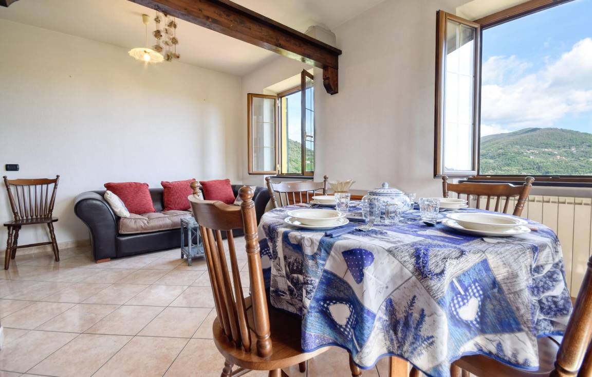 70 M² Appartamento ∙ 2 Camere Da Letto ∙ 5 Ospiti - Carasco