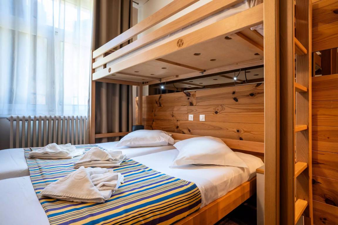 35 M² Hôtel ∙ 2 Chambres ∙ 4 Personnes - Sévrier
