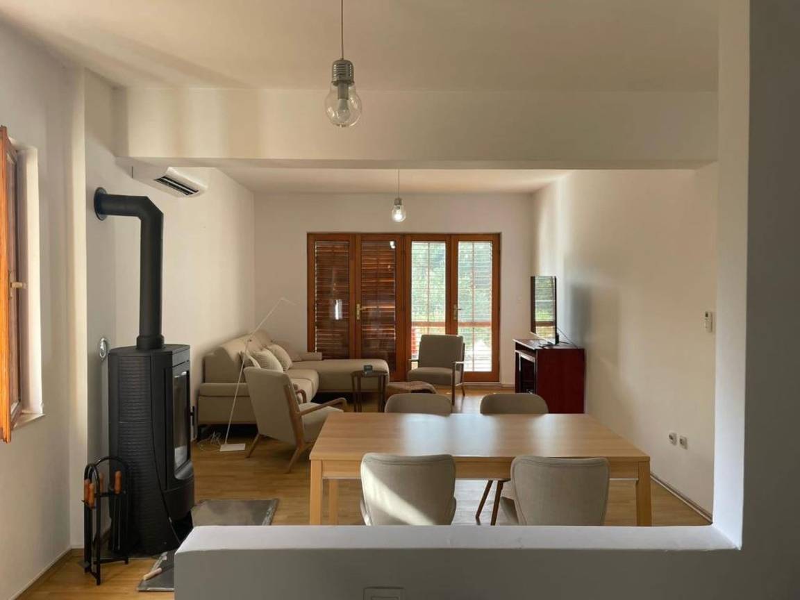 225 M² Ferienhaus ∙ 6 Schlafzimmer ∙ 8 Gäste - Ploče
