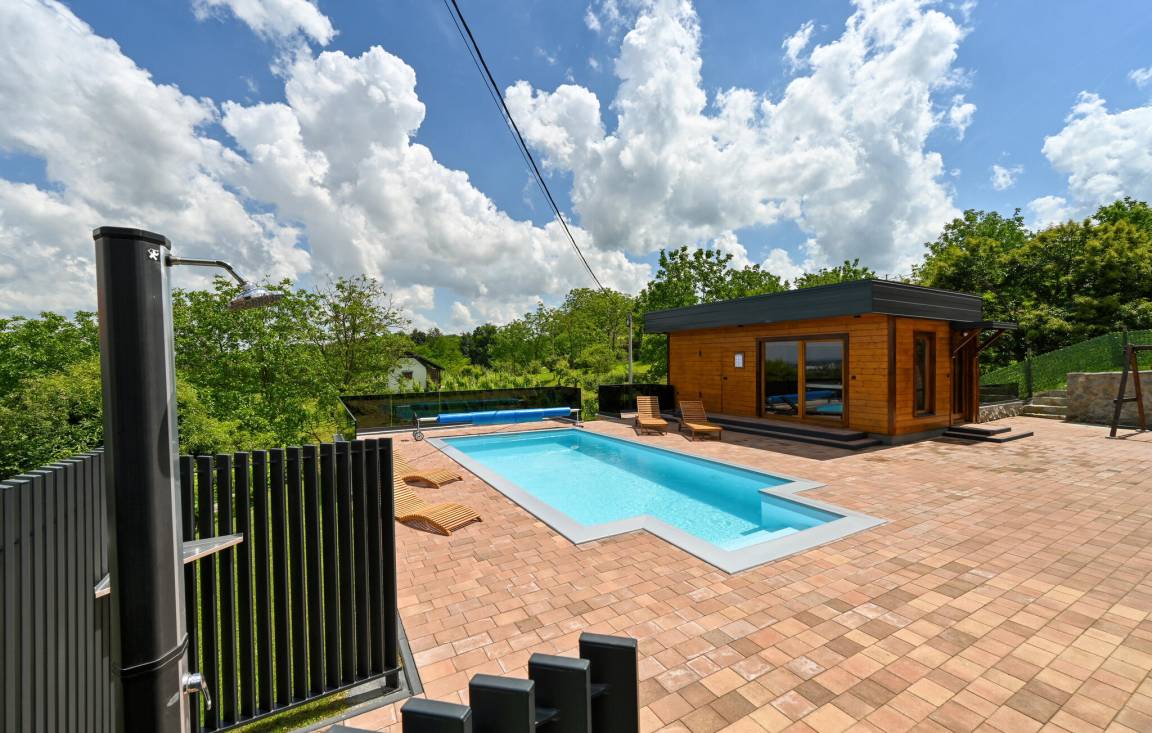 174 M² House ∙ 4 Bedrooms ∙ 8 Guests - Ludbreg
