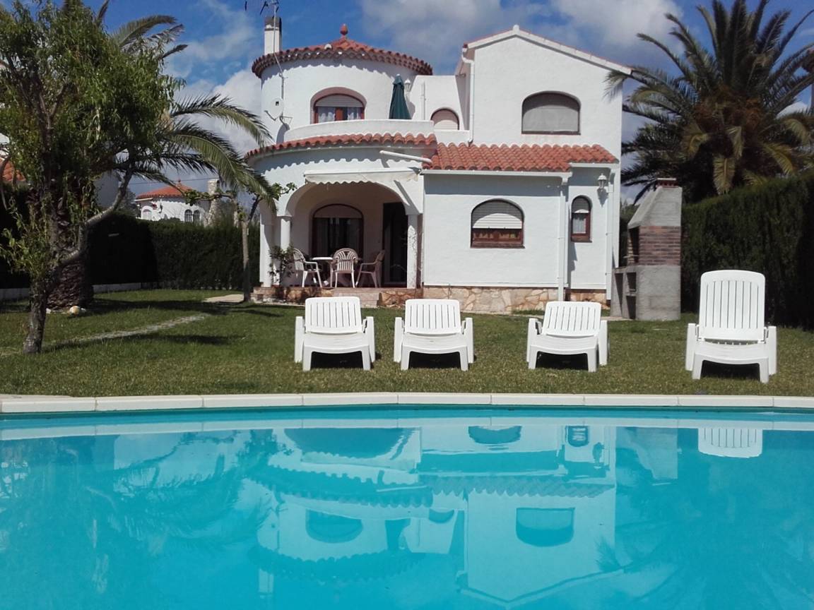 100 M² Villa ∙ 3 Schlafzimmer ∙ 8 Gäste - L’Ametlla de Mar