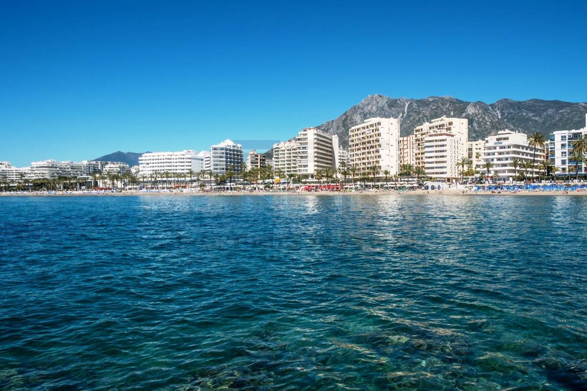 93 M² Apartment ∙ 2 Bedrooms ∙ 4 Guests - Marbella
