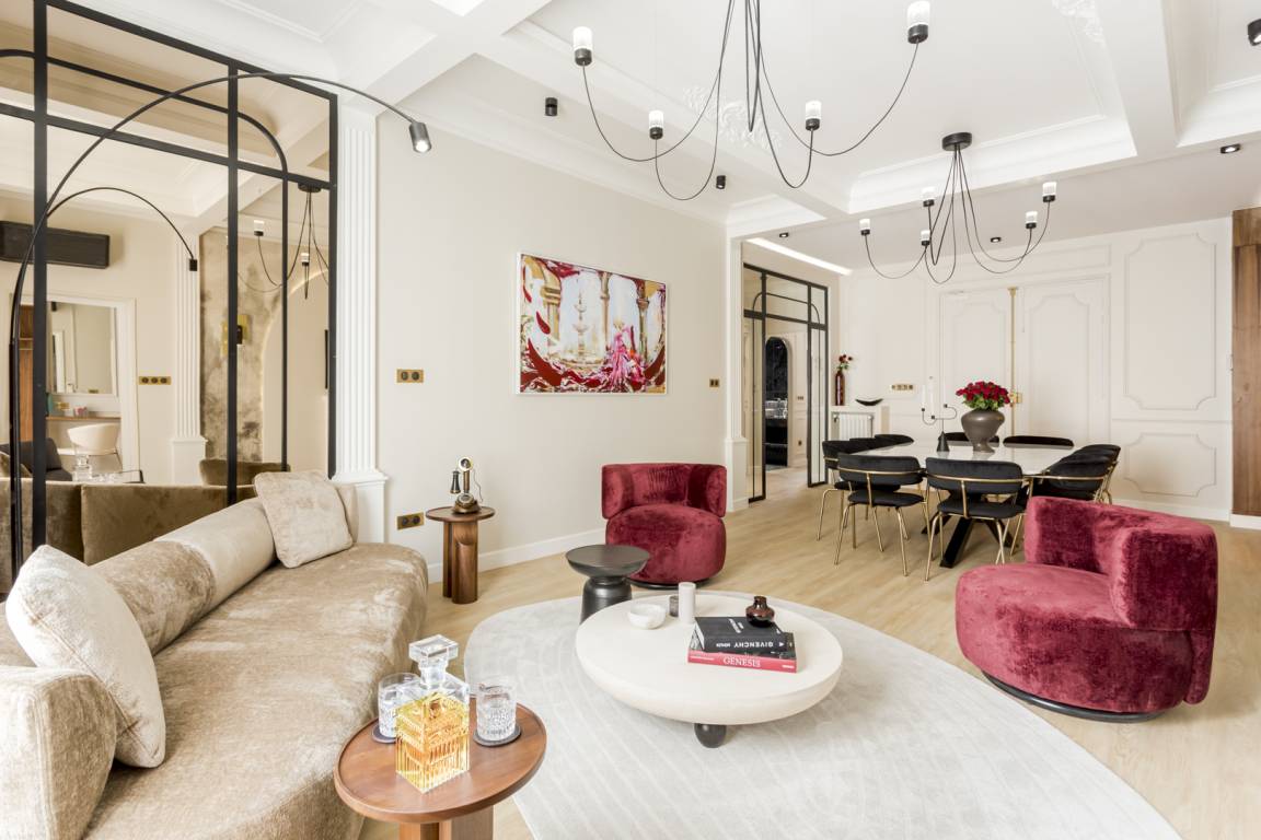 174 M² Appartement ∙ 6 Chambres ∙ 12 Personnes - Paris