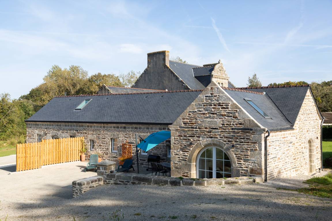 175 M² Hus ∙ 5 Sovrum ∙ 12 Gäster - Chateaulin