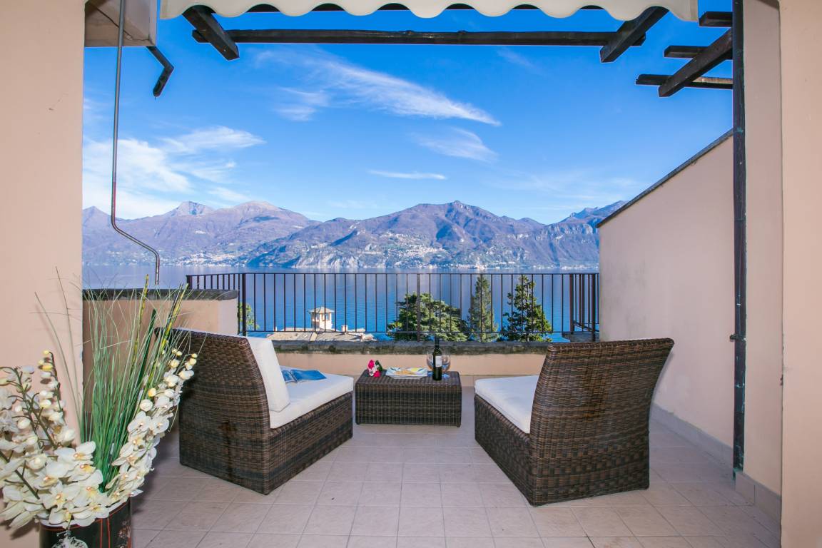 150 M² Appartement ∙ 4 Slaapkamers ∙ 9 Gasten - Varenna