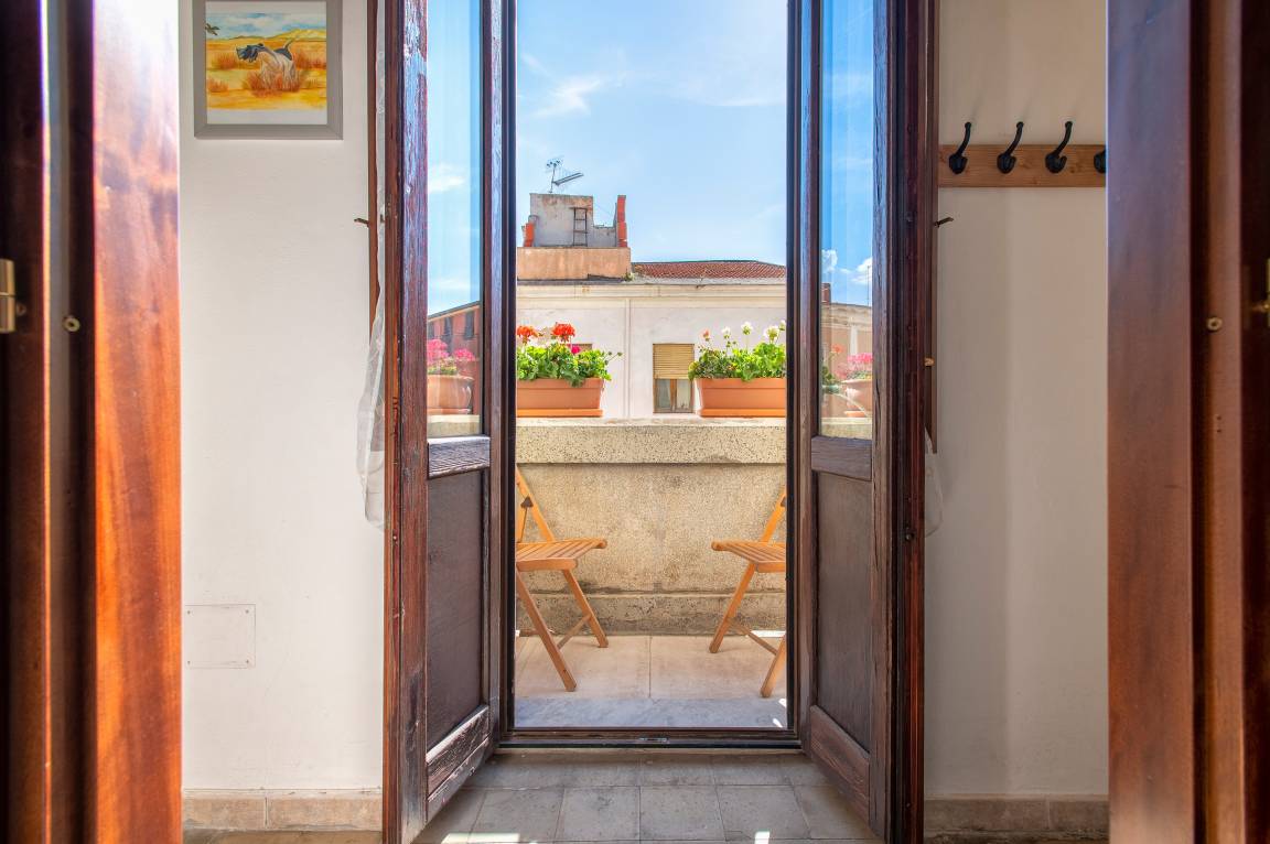 110 M² Apartment ∙ 3 Bedrooms ∙ 7 Guests - Sassari