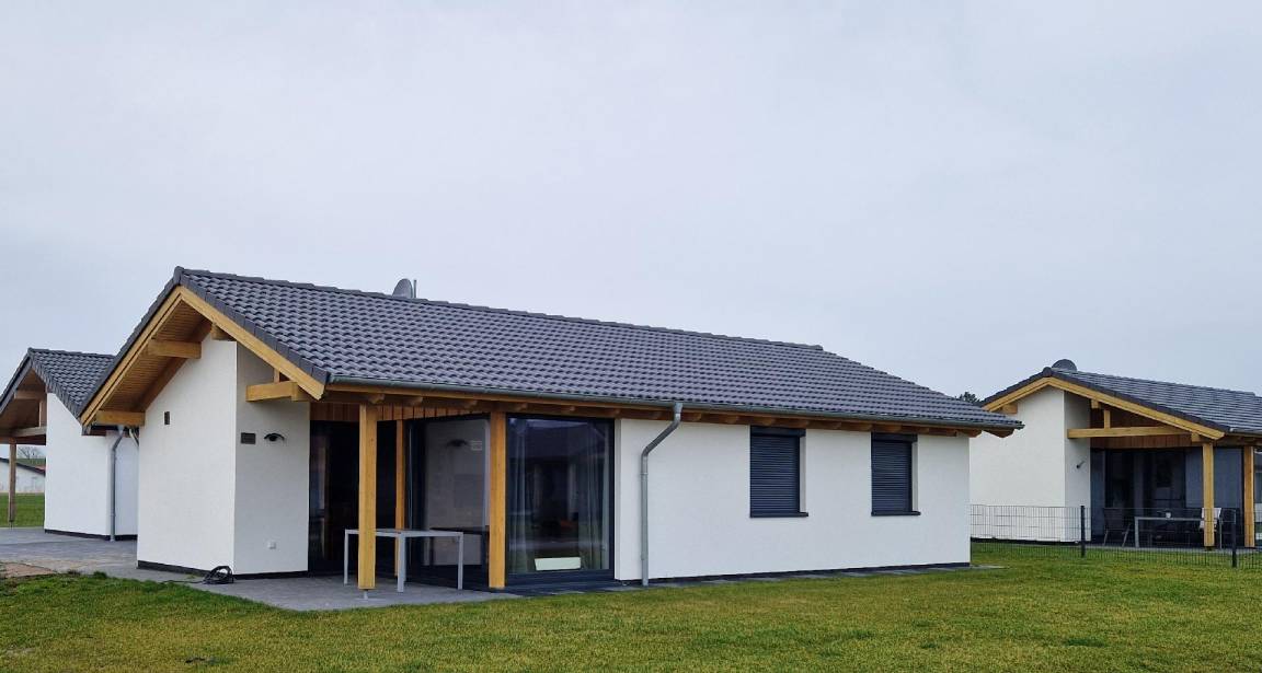 66 M² Ferienhaus ∙ 3 Schlafzimmer ∙ 4 Gäste - Butjadingen