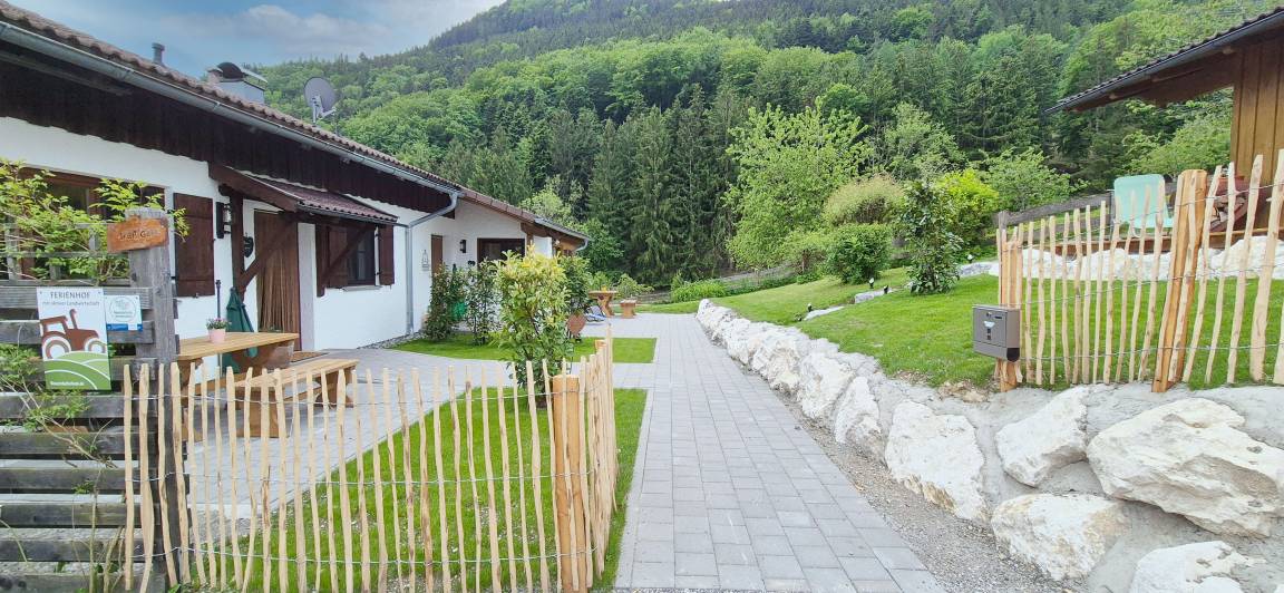 60 M² Ferienwohnung ∙ 2 Schlafzimmer ∙ 4 Gäste - Bad Feilnbach