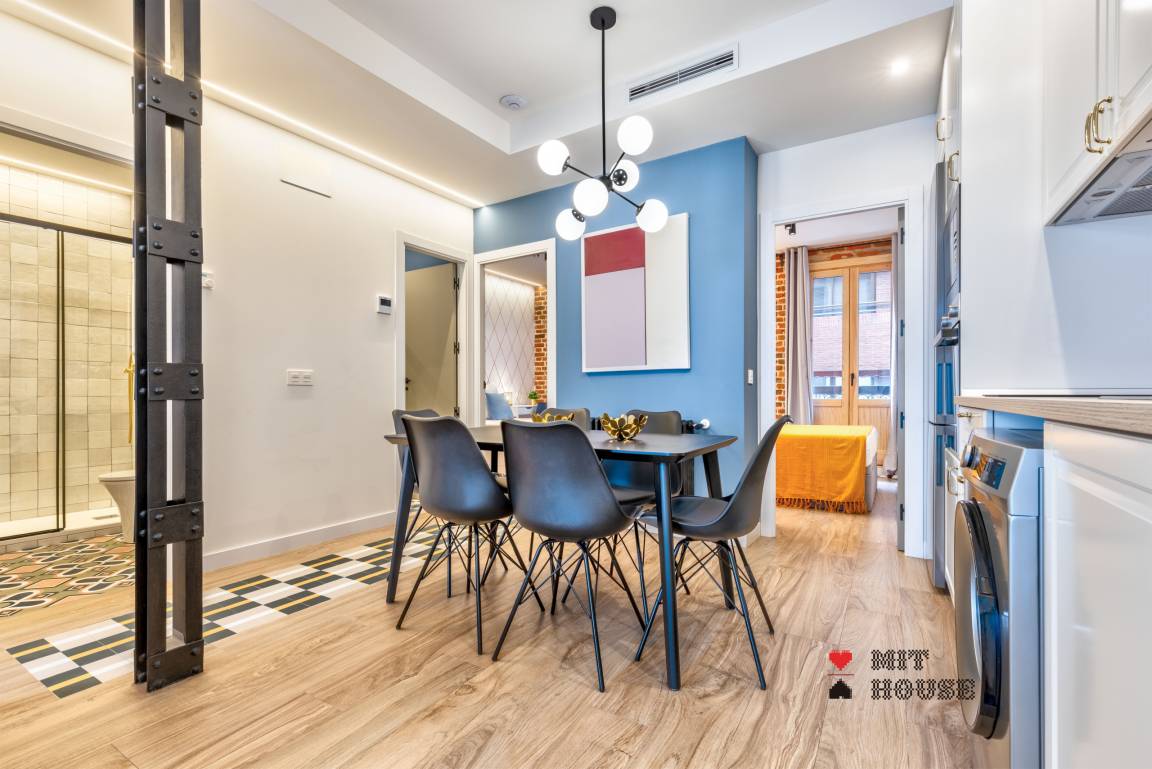 65 M² Apartment ∙ 3 Bedrooms ∙ 8 Guests - Madrid