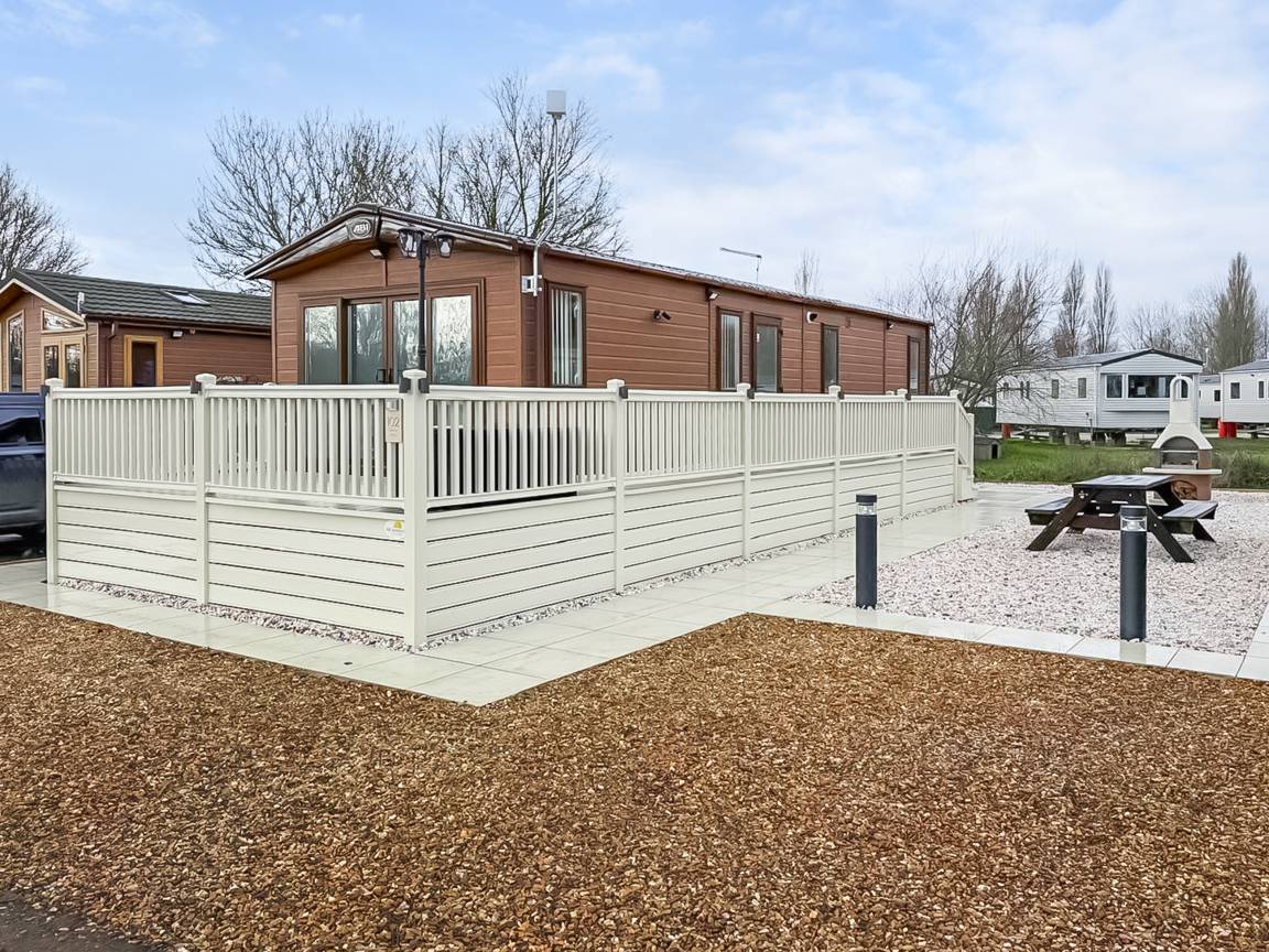 Cottage ∙ 2 Bedrooms ∙ 4 Guests - Bedfordshire