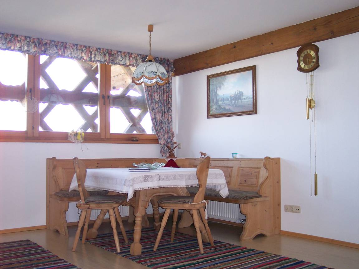 60 M² Ferienwohnung ∙ 2 Schlafzimmer ∙ 4 Gäste - Teisendorf