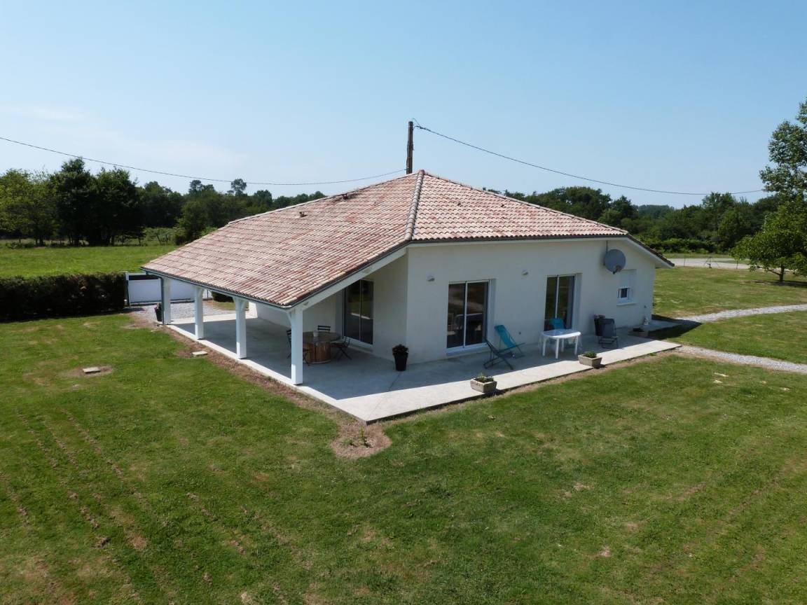 101 M² Gîte ∙ 3 Chambres ∙ 6 Personnes - Landes