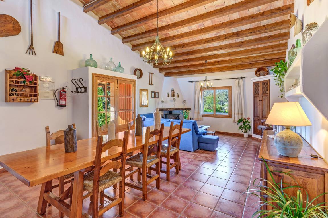 175 M² Casa De Campo ∙ 3 Habitaciones ∙ 6 Huéspedes - Baleares