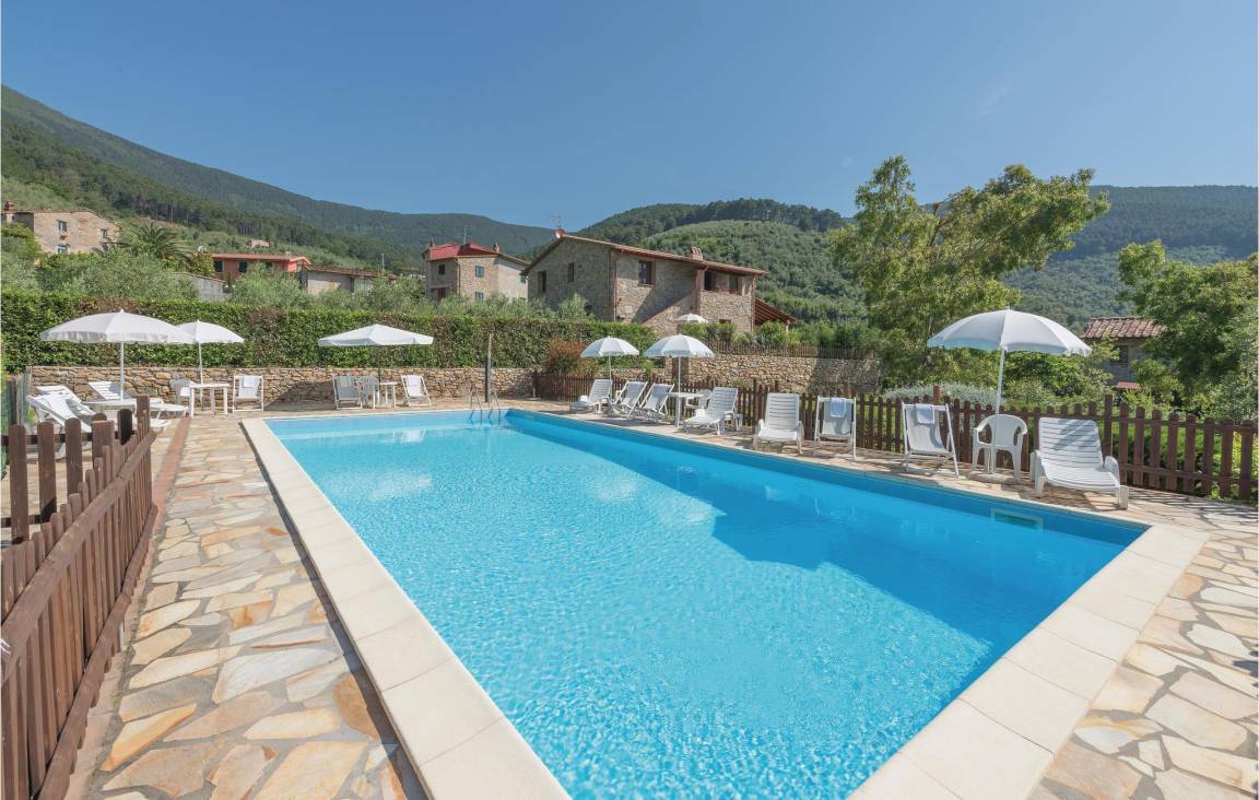 90 M² Apartment ∙ 3 Bedrooms ∙ 6 Guests - Pontedera