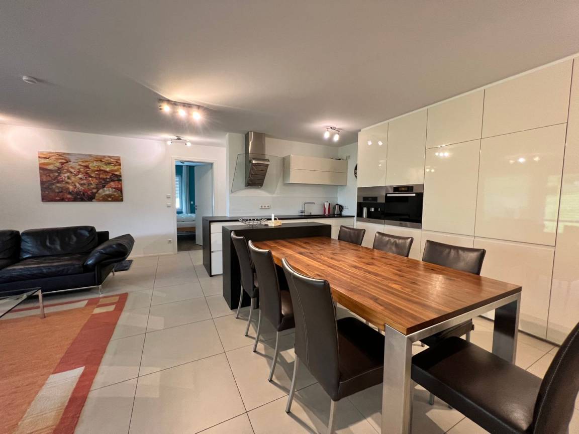 120 M² Ferienwohnung ∙ 3 Schlafzimmer ∙ 6 Gäste - Konstanz