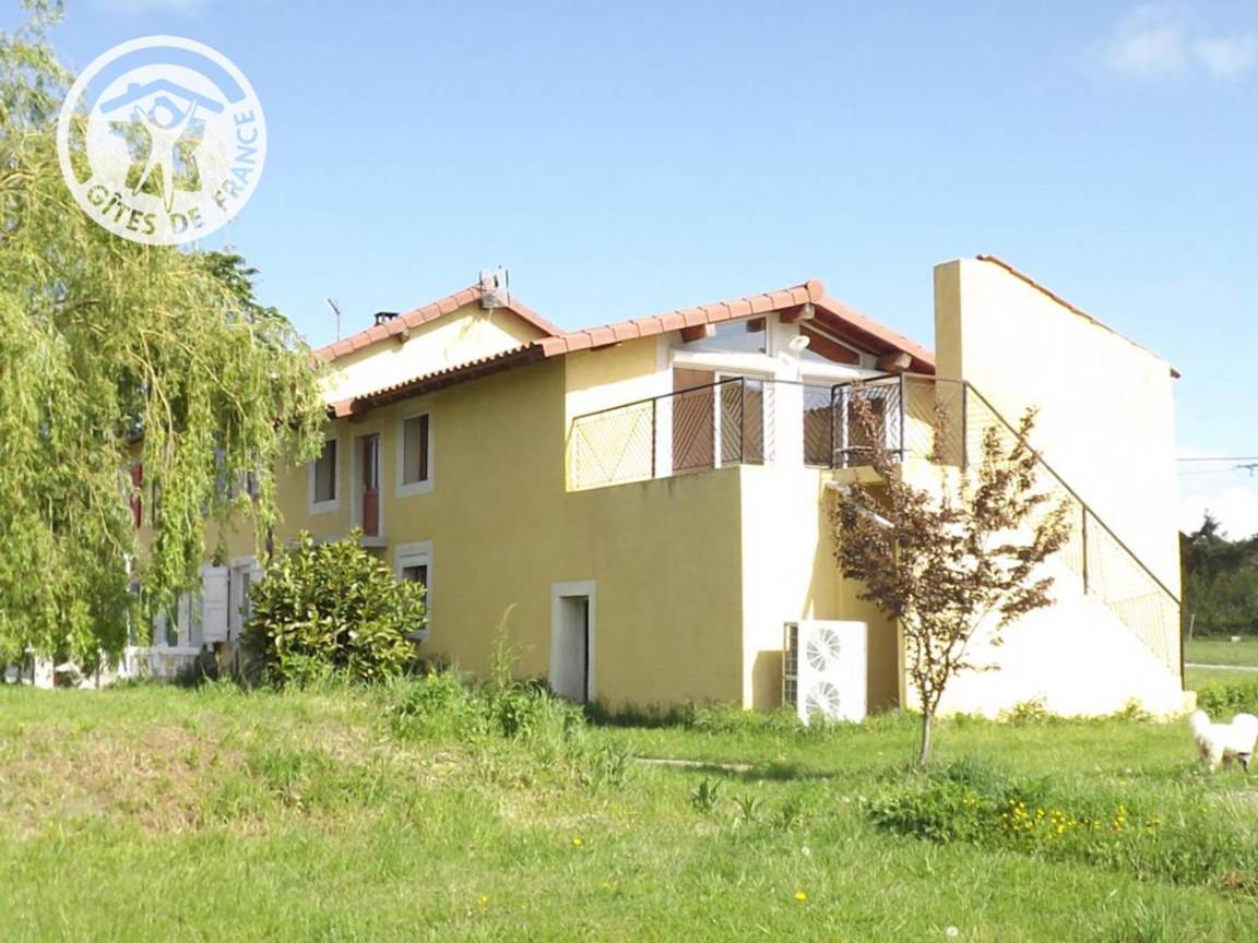 55 M² Studio ∙ 1 Chambre ∙ 2 Personnes - Feurs