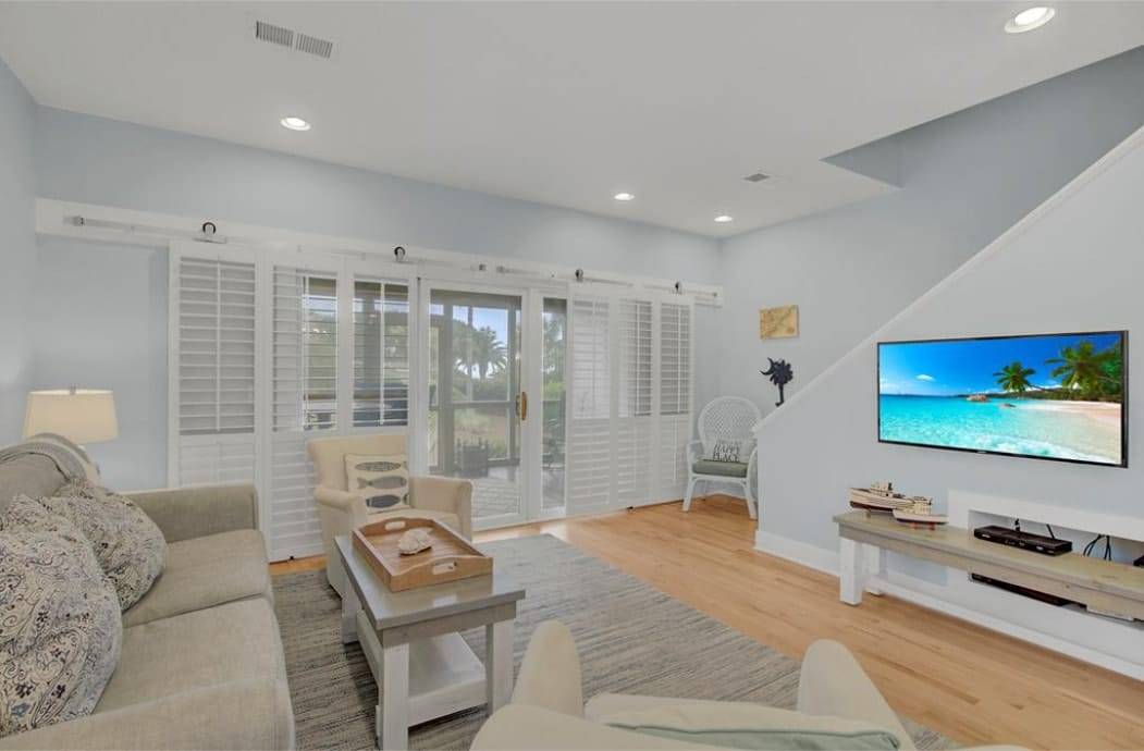 98 M² Apartment ∙ 2 Bedrooms ∙ 4 Guests - Mount Pleasant, SC