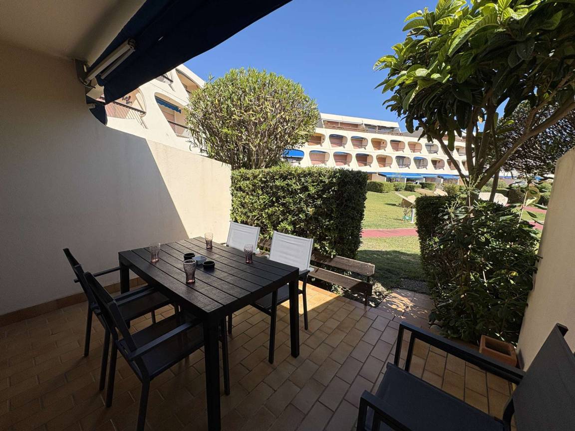 30 M² Studio ∙ 1 Chambre ∙ 4 Personnes - Aigues-Mortes