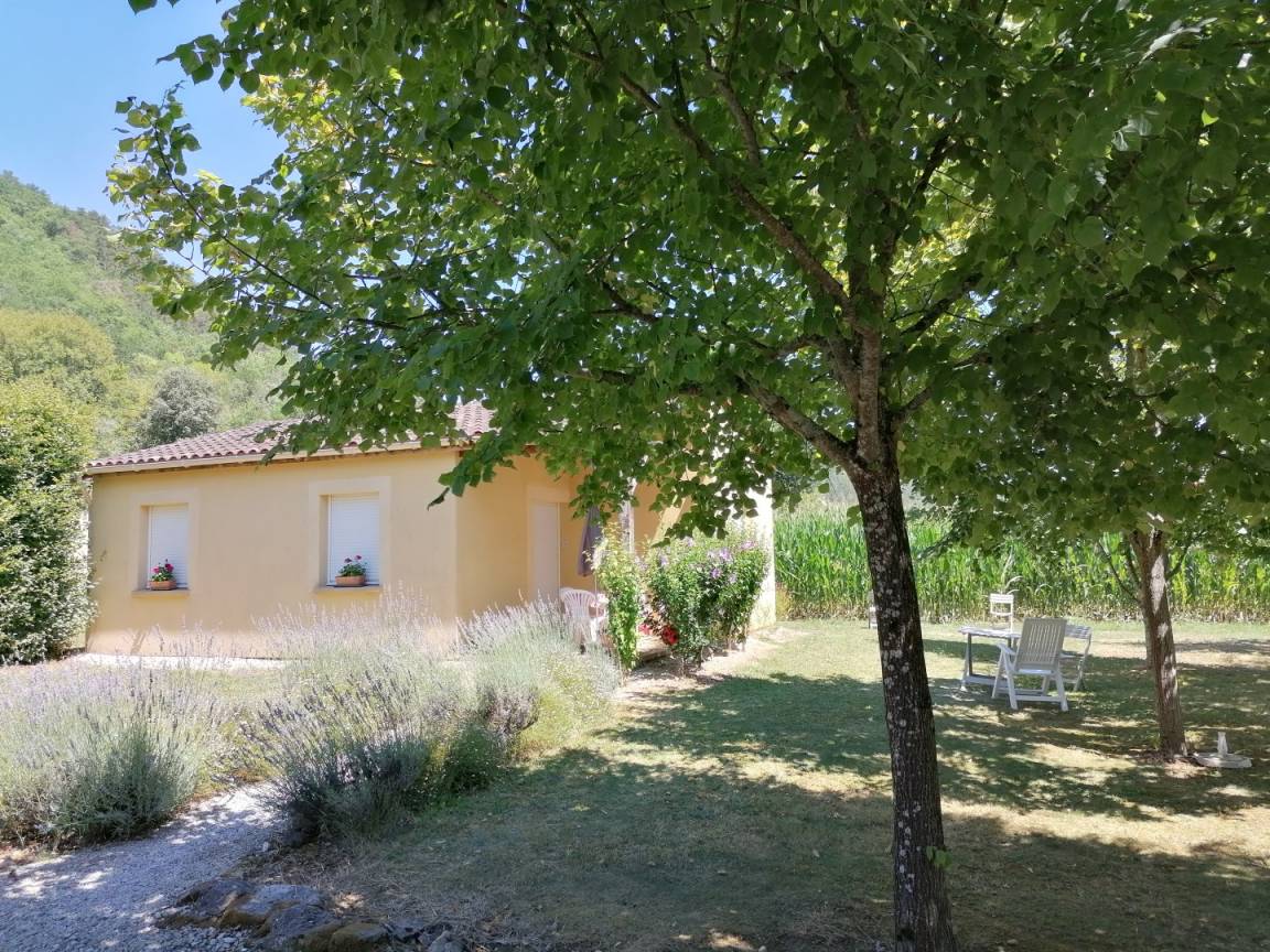 60 M² Huis ∙ 2 Slaapkamers ∙ 4 Gasten - Castelnaud-la-Chapelle