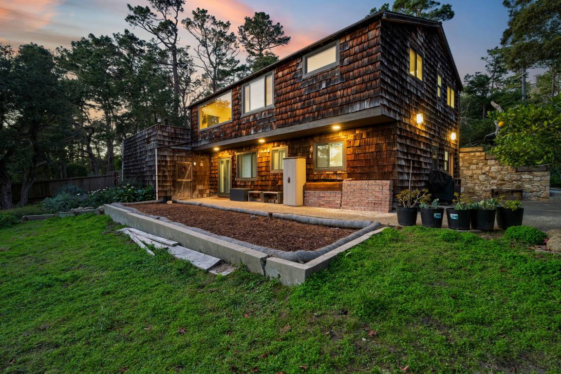 117 M² House ∙ 1 Bedroom ∙ 2 Guests - Monterey, CA