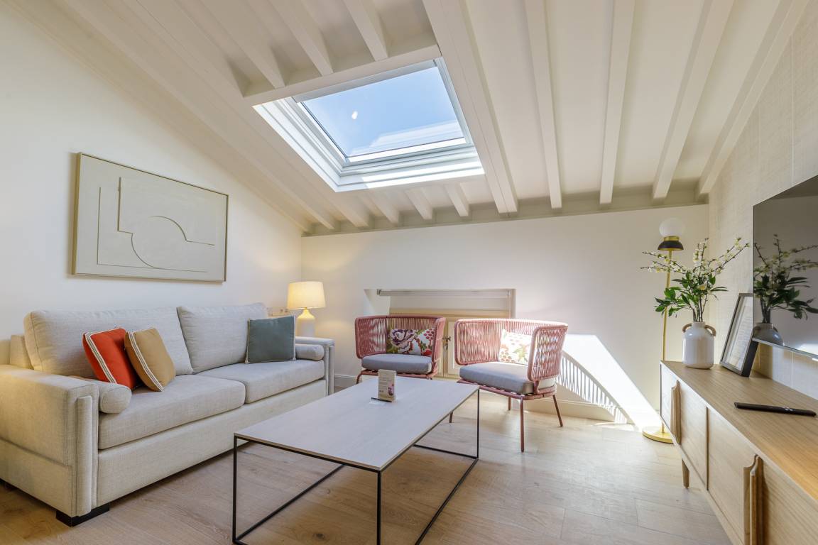 65 M² Huoneisto ∙ 2 Makuuhuonetta ∙ 6 Vierasta - Málaga