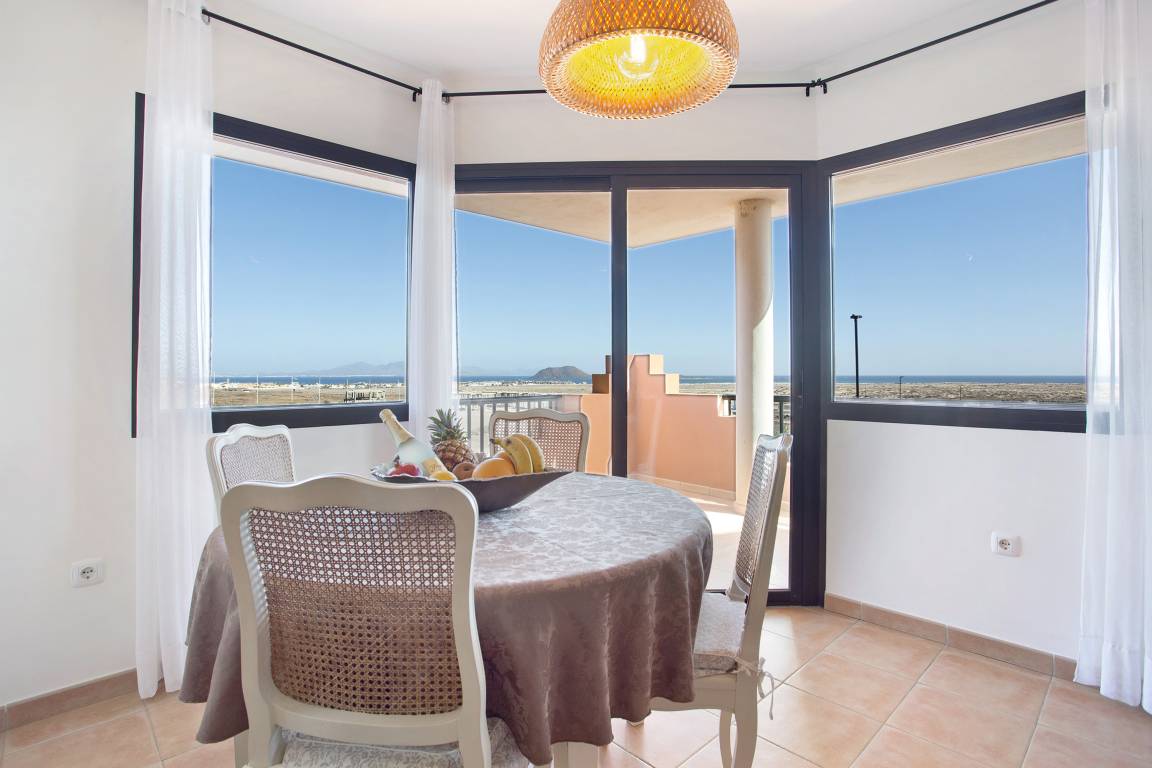 70 M² Ferienwohnung ∙ 2 Schlafzimmer ∙ 4 Gäste - Corralejo