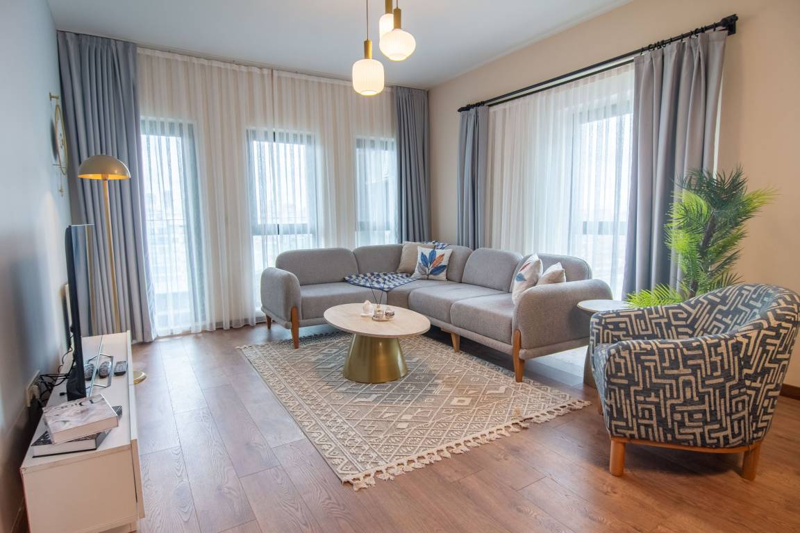 120 M² Huoneisto ∙ 3 Makuuhuonetta ∙ 7 Vierasta - Istanbul