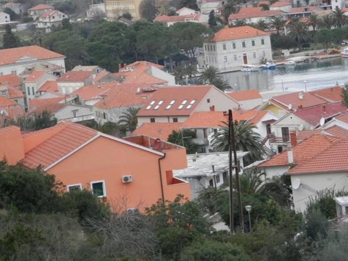 32 M² Ferienwohnung ∙ 1 Schlafzimmer ∙ 3 Gäste - Jelsa