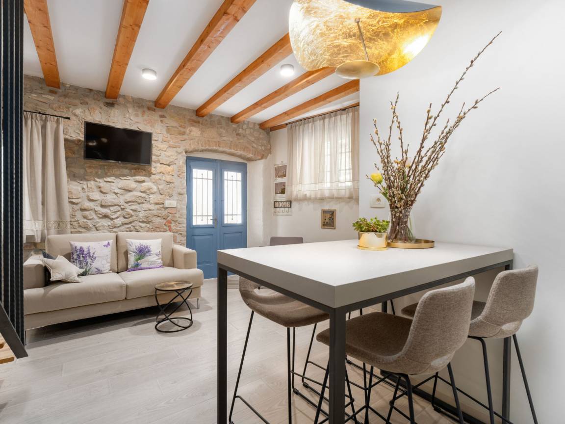 65 M² Ferienwohnung ∙ 2 Schlafzimmer ∙ 4 Gäste - Poreč