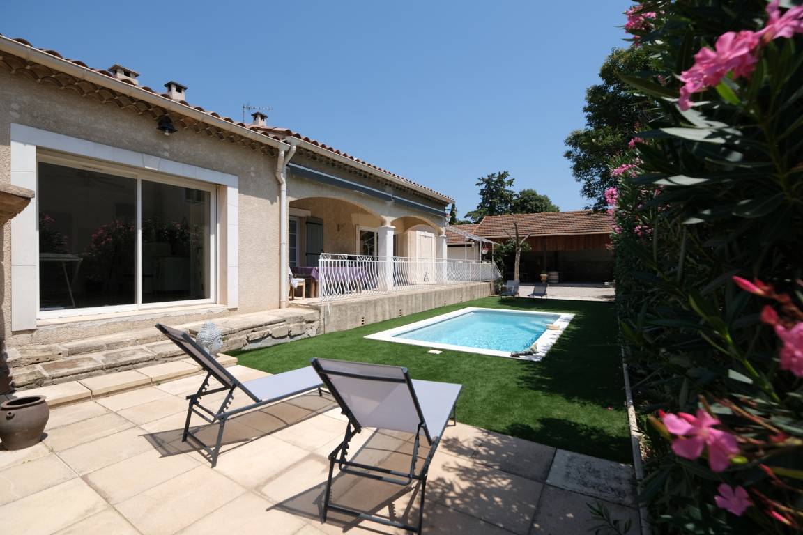 136 M² Villa ∙ 3 Bedrooms ∙ 4 Guests - Les Baux-de-Provence