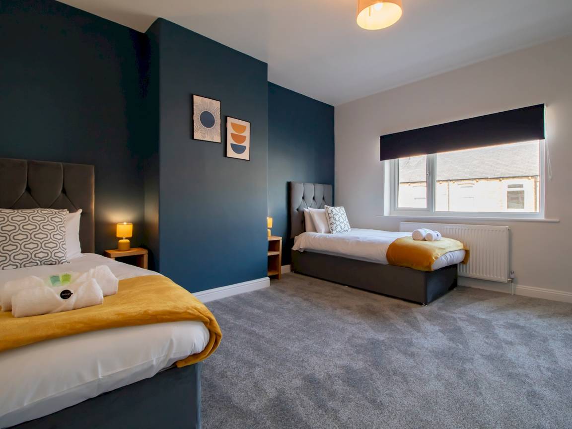 74 M² Ferienhaus ∙ 2 Schlafzimmer ∙ 4 Gäste - Newcastle upon Tyne
