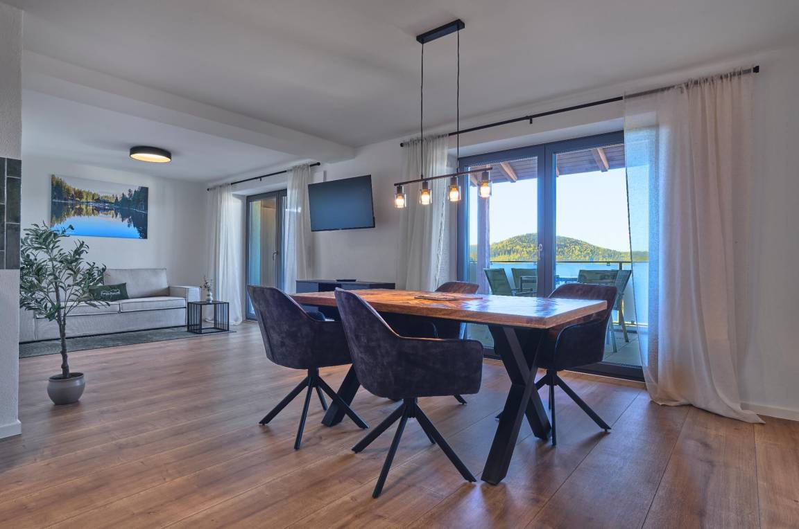 65 M² Ferienwohnung ∙ 1 Schlafzimmer ∙ 4 Gäste - Lohberg