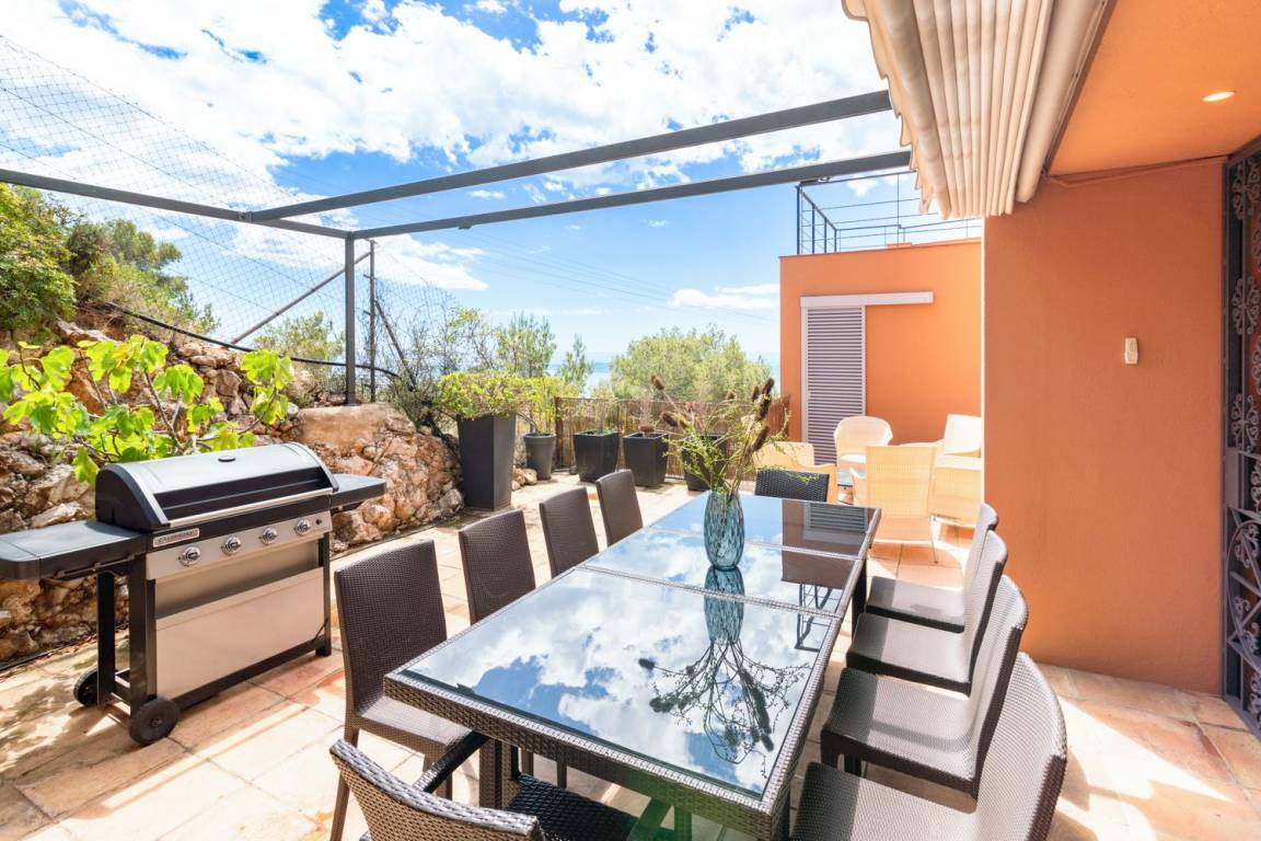 Villa ∙ 5 Bedrooms ∙ 12 Guests - Sitges