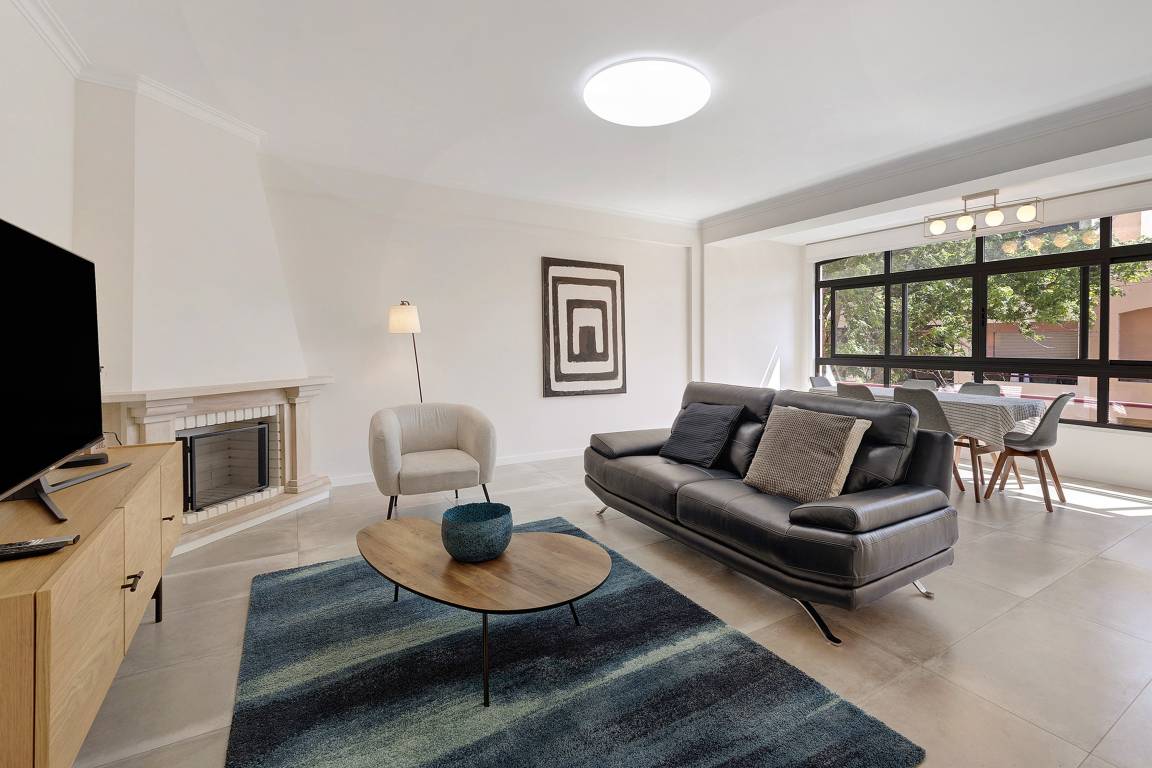 140 M² Apartamento ∙ 3 Habitaciones ∙ 4 Huéspedes - Alcabideche