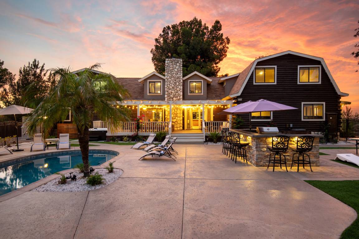 70 M² House ∙ 5 Bedrooms ∙ 22 Guests - Temecula, CA