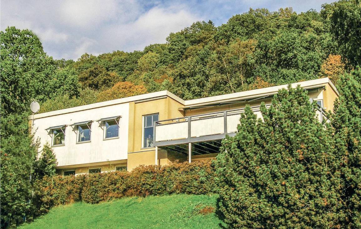 230 M² House ∙ 3 Bedrooms ∙ 6 Guests - Jönköping