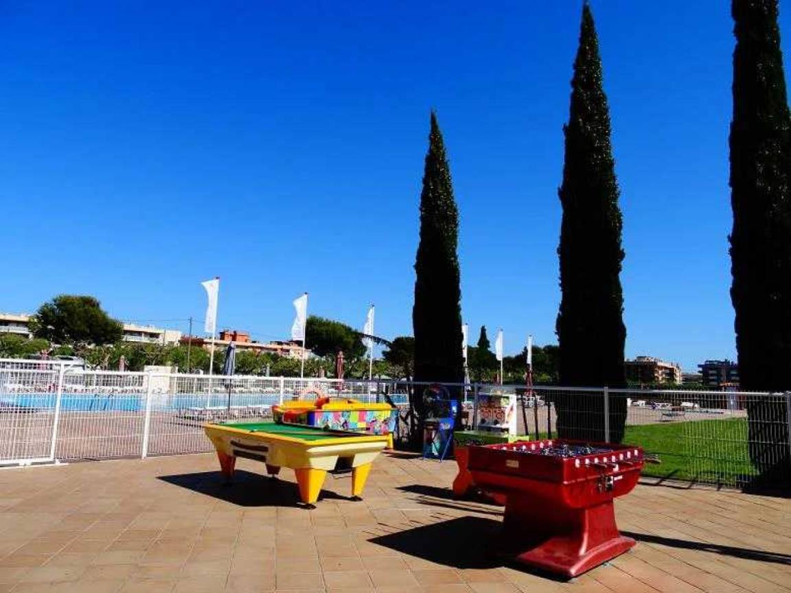 18 M² Camping ∙ 1 Chambre ∙ 2 Personnes - Cambrils