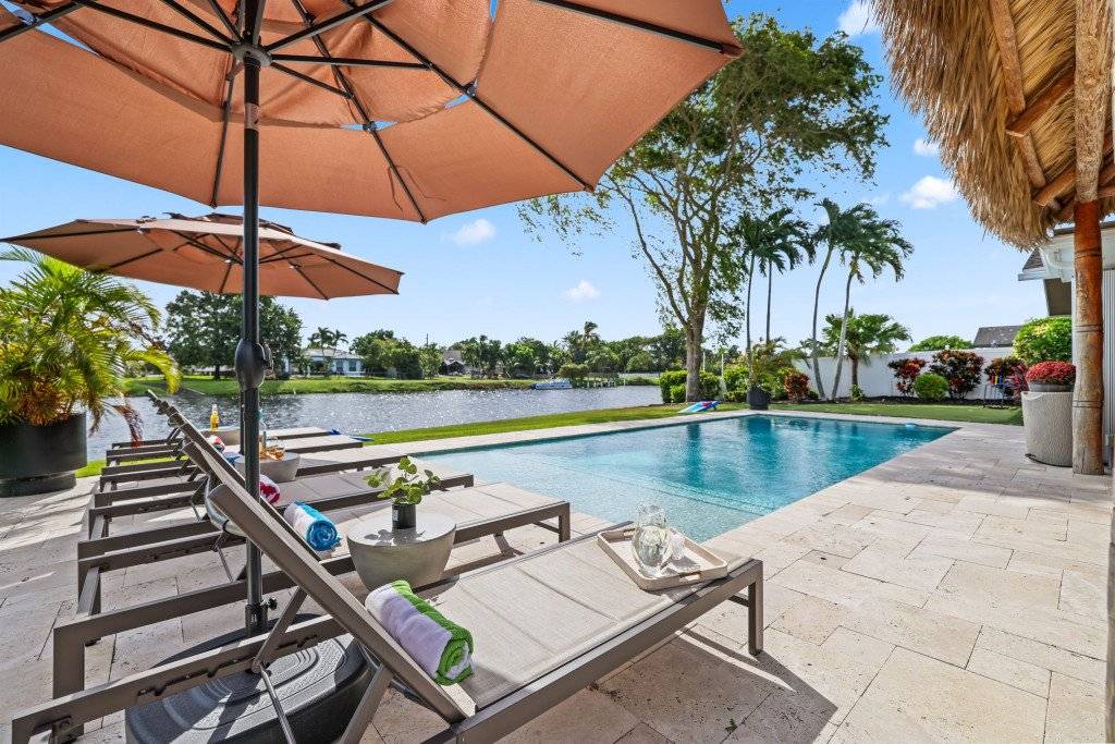 204 M² House ∙ 3 Bedrooms ∙ 8 Guests - Delray Beach, FL