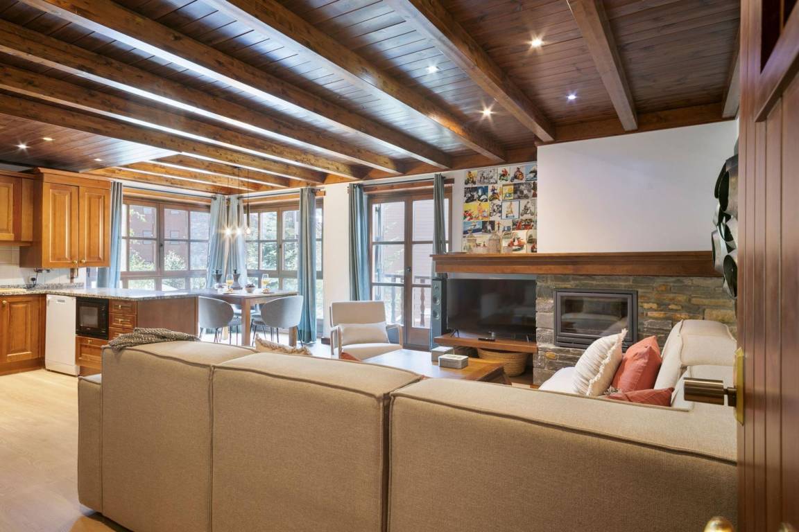 88 M² Apartamento ∙ 3 Quartos ∙ 8 Hóspedes - Baqueira