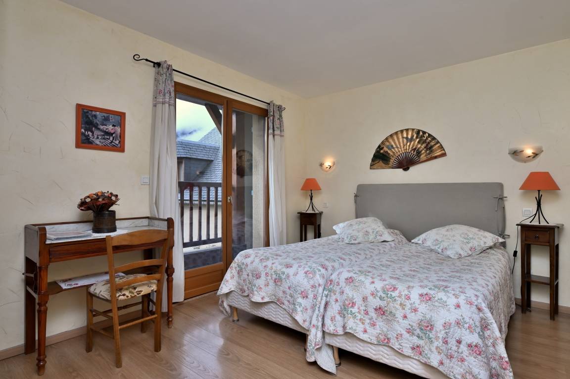 35 M² Chambre D'hôtes ∙ 1 Chambre ∙ 2 Personnes - Loudenvielle
