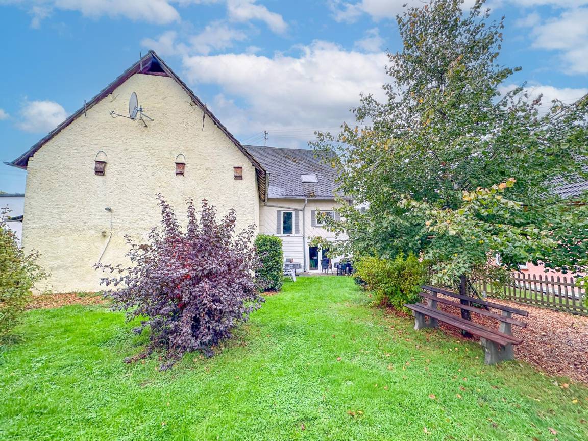 130 M² Ferienhaus ∙ 3 Schlafzimmer ∙ 7 Gäste - Kastellaun