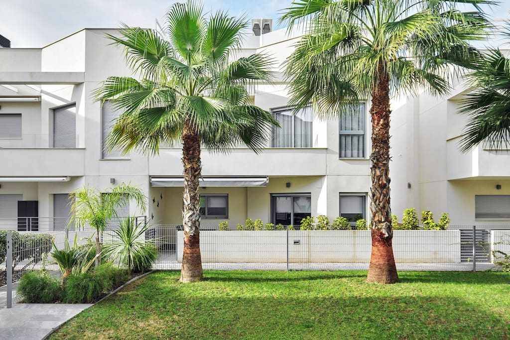 132 M² Maison De Vacances ∙ 2 Chambres ∙ 6 Personnes - Torrevieja