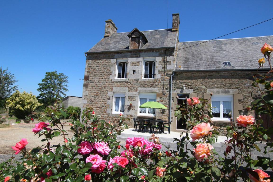 85 M² Gîte ∙ 3 Bedrooms ∙ 6 Guests - Avranches