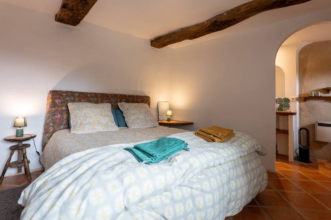 25 M² Chambre D'hôtes ∙ 1 Chambre ∙ 2 Personnes - Alpes-de-Haute-Provence