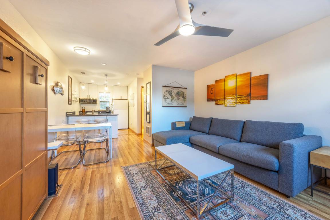 65 M² Condo ∙ 1 Bedroom ∙ 4 Guests - White Salmon, WA