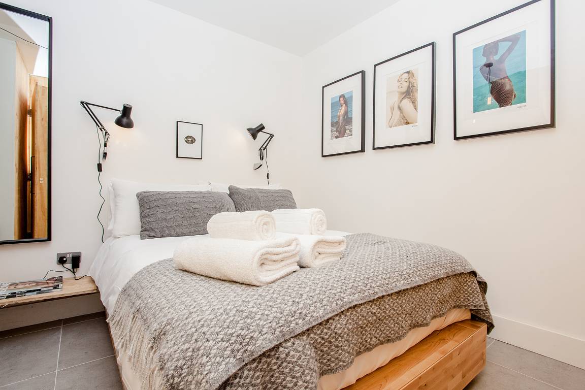Apartment ∙ 1 Bedroom ∙ 4 Guests - Saint Pancras Station - London