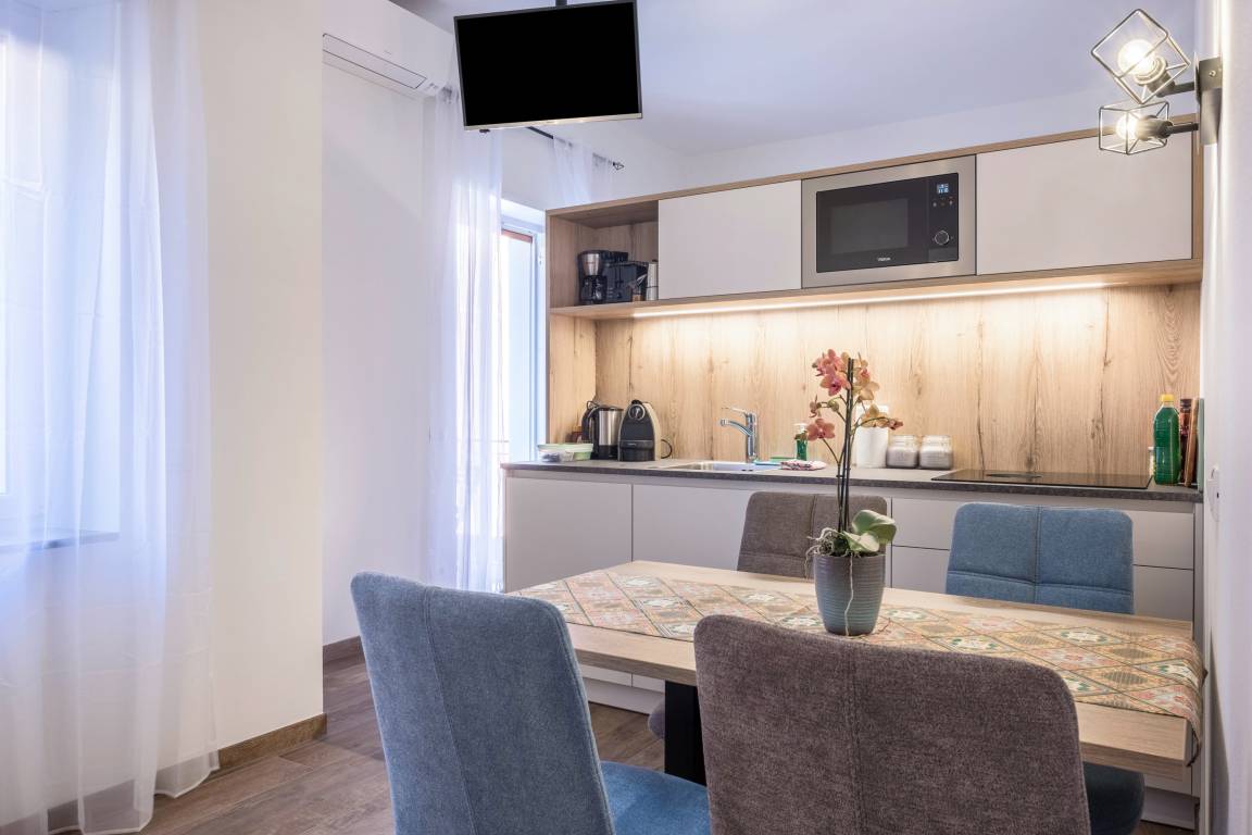 30 M² Appartamento ∙ 1 Camera Da Letto ∙ 4 Ospiti - Bolzano